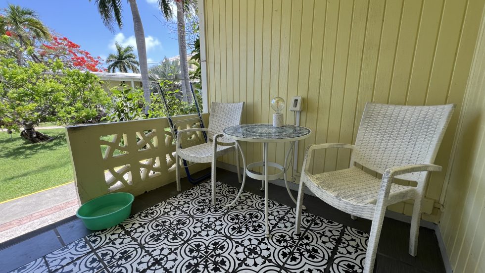 Garden View Cottages - Cottages by the Sea